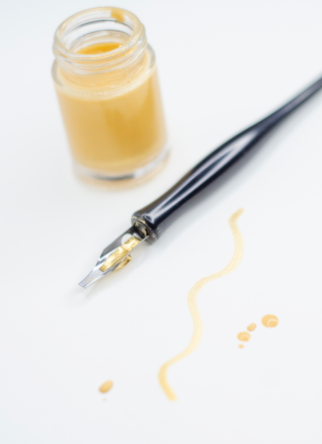 Recipe: Natural Earth Drawing Ink – Natural Earth Paint